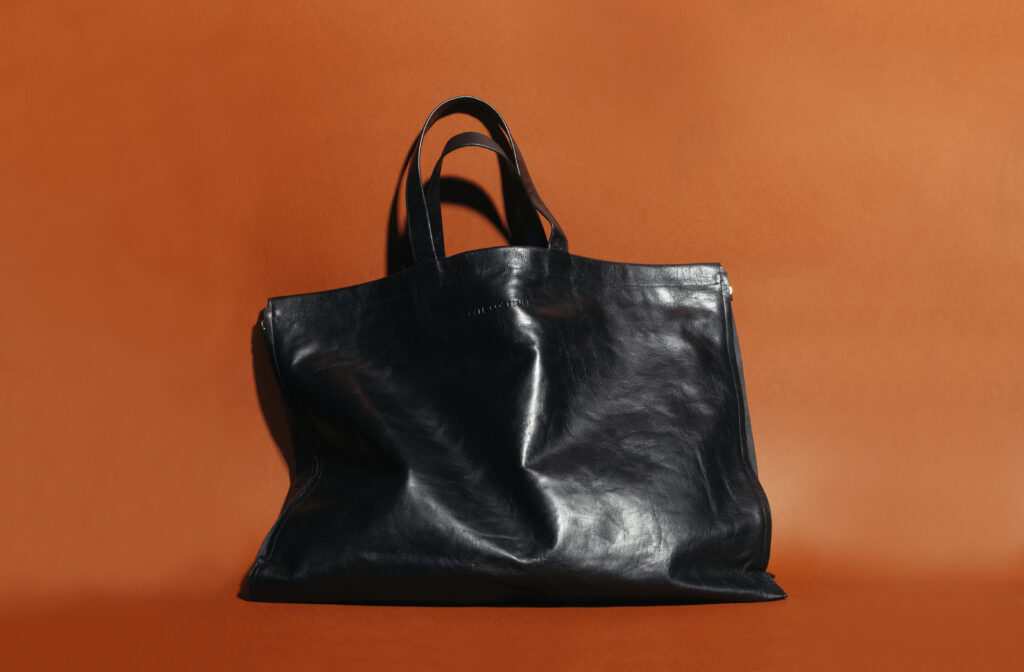 Leather Weekend Suit Bag | Café Costume