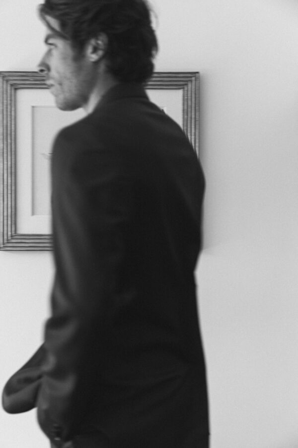 Full Canvas | Café Costume