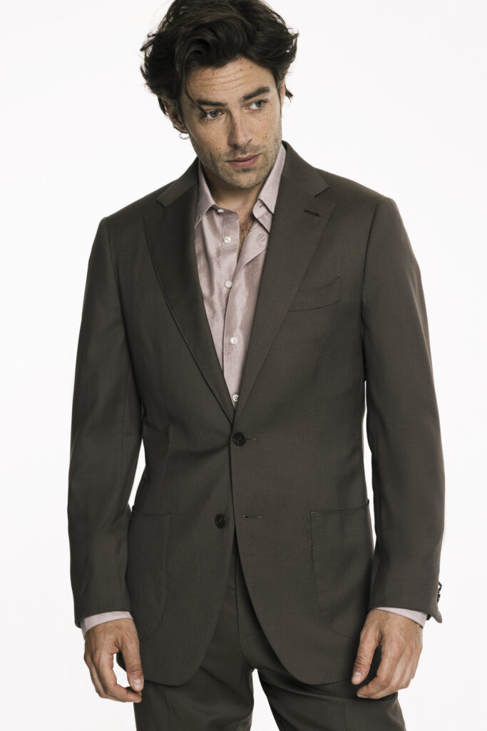 Full Canvas | Café Costume